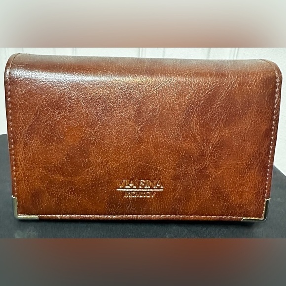 Via Fina MCMXCV | Other | Vintage Via Fina Mcmxcv Expandable Trifold ...